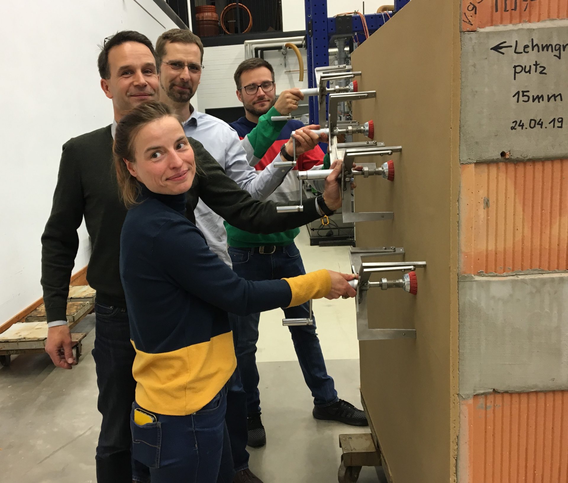 Interlaboratory comparisons for the testing of earth building materials ...